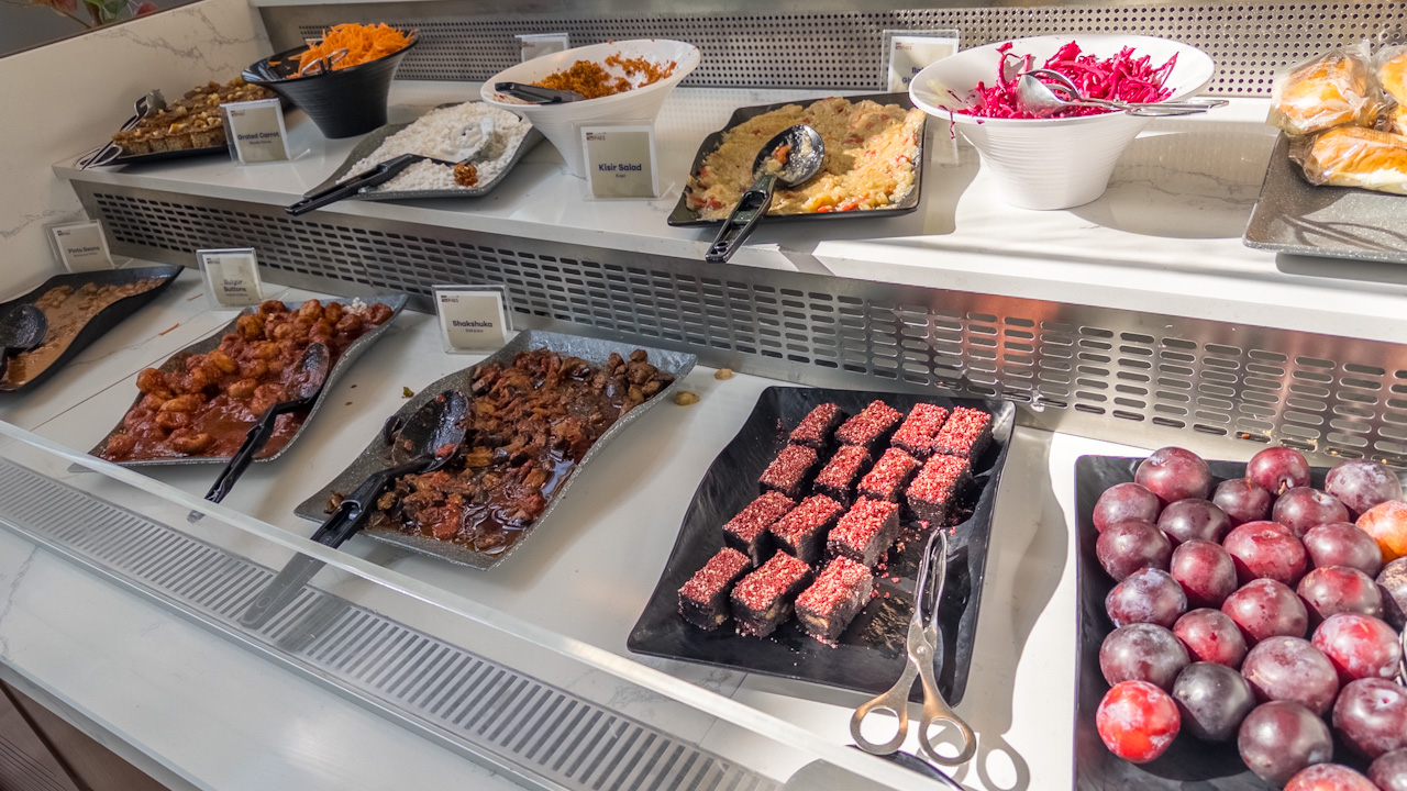 【プライオリティパスで入れる】イスタンブール空港 国内線 iGA Lounge Domestic のラウンジ内の様子や食事を紹介 | sato ...